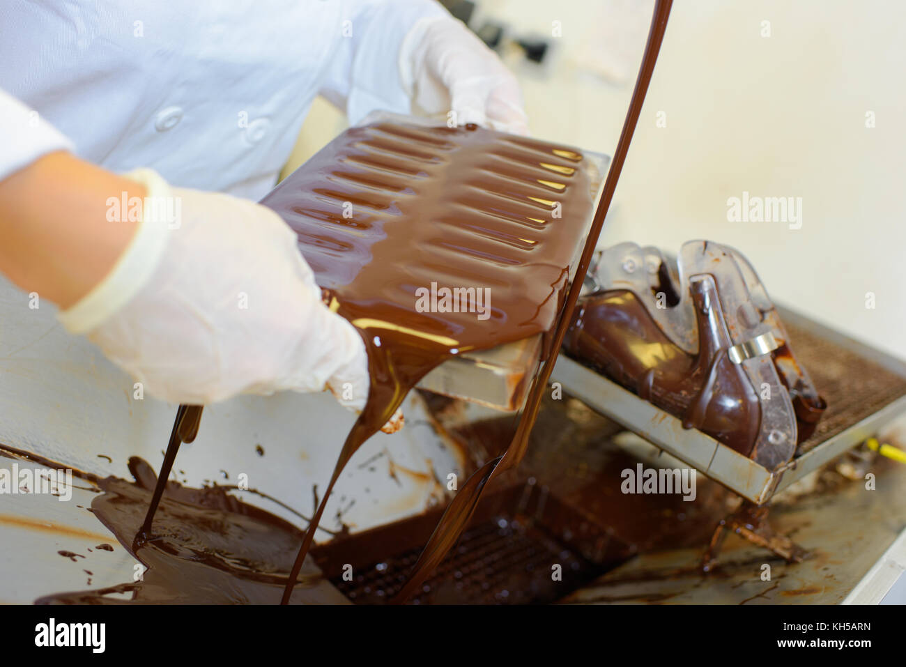 Chef making objects from chocolate Stock Photo - Alamy