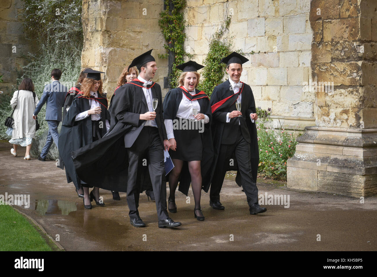 Newly graduated Oxford students in traditional 'sub fusc' graduation ...