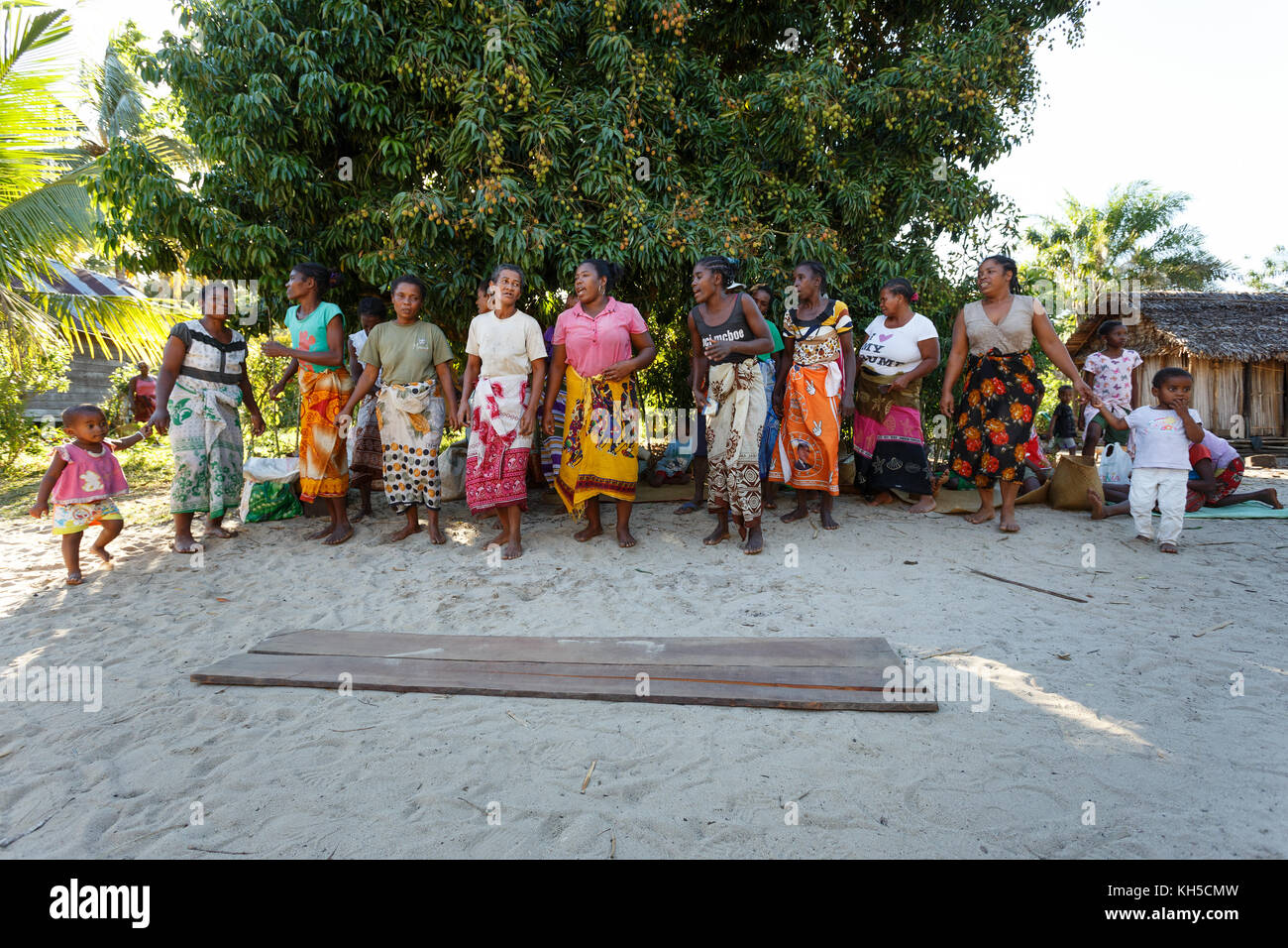 Traditional costume from madagascar hi-res stock photography and images ...