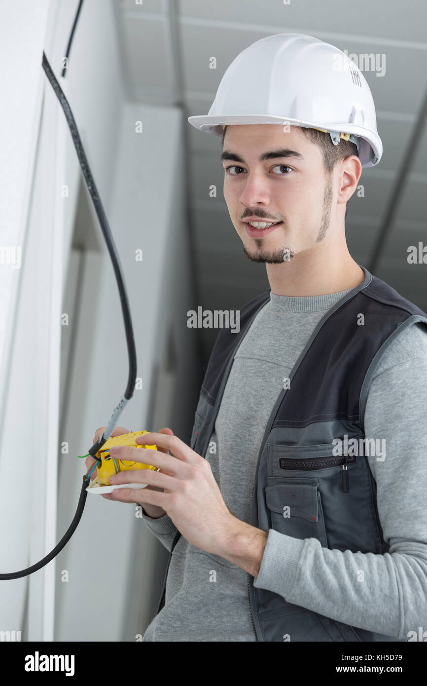 line man posing Stock Photo - Alamy