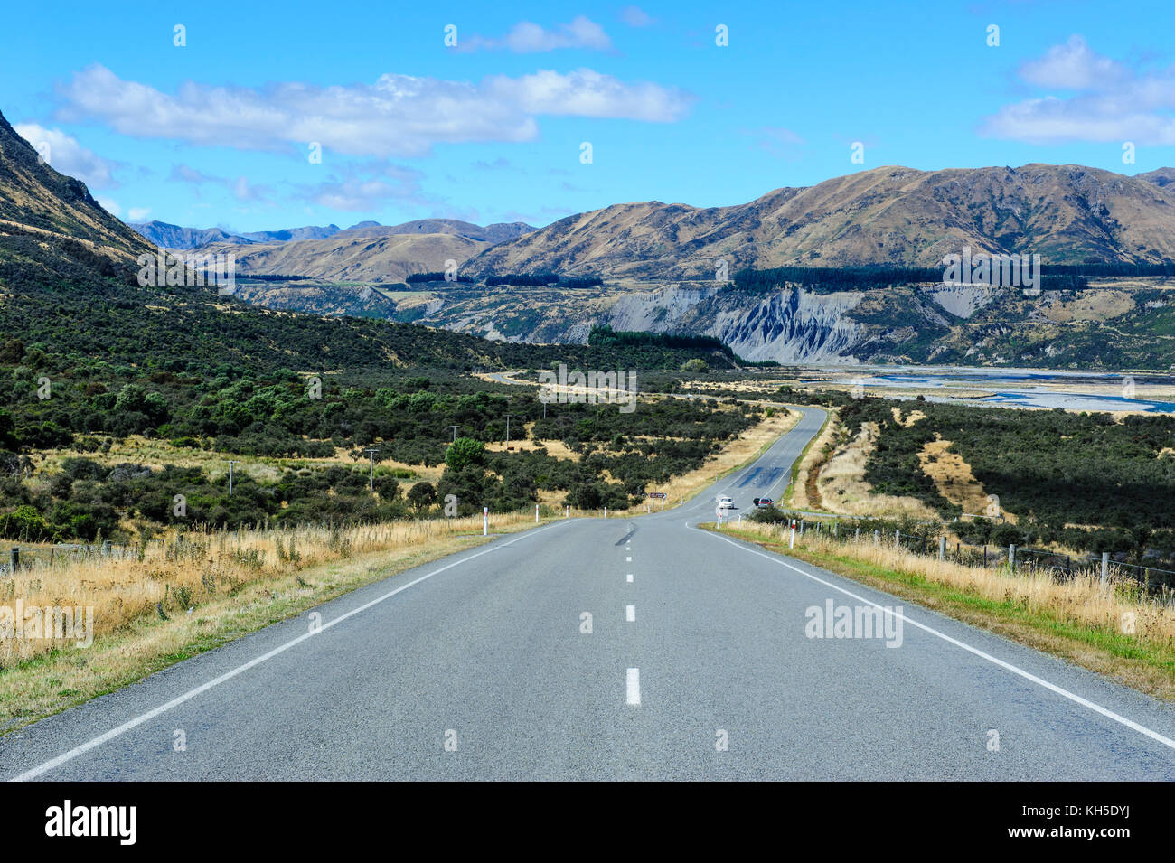 Lewis Pass High Resolution Stock Photography and Images - Alamy