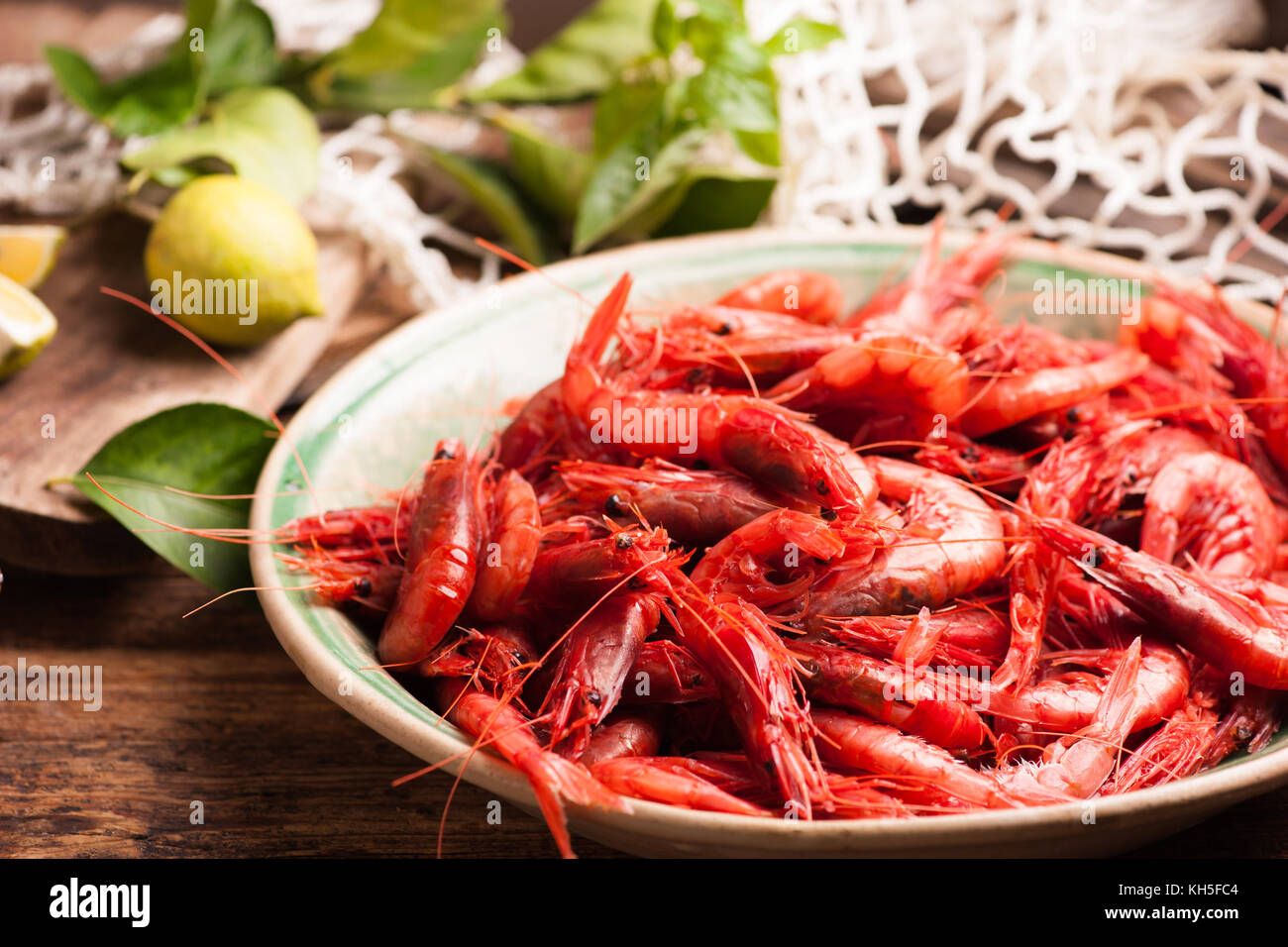 Fresh Prawns ready for cook Stock Photo - Alamy