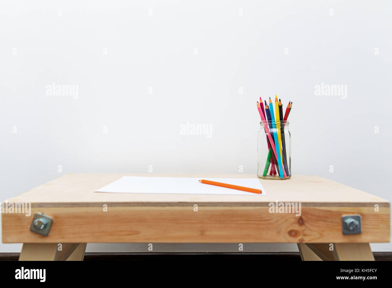 Draw table table drawing table hi-res stock photography and images - Alamy