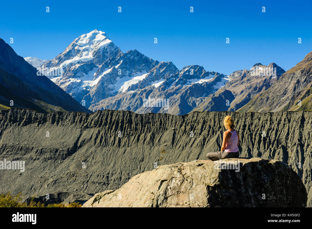 Woman enjoying the view of Mount Cook, South Island, New Zealand Stock ...