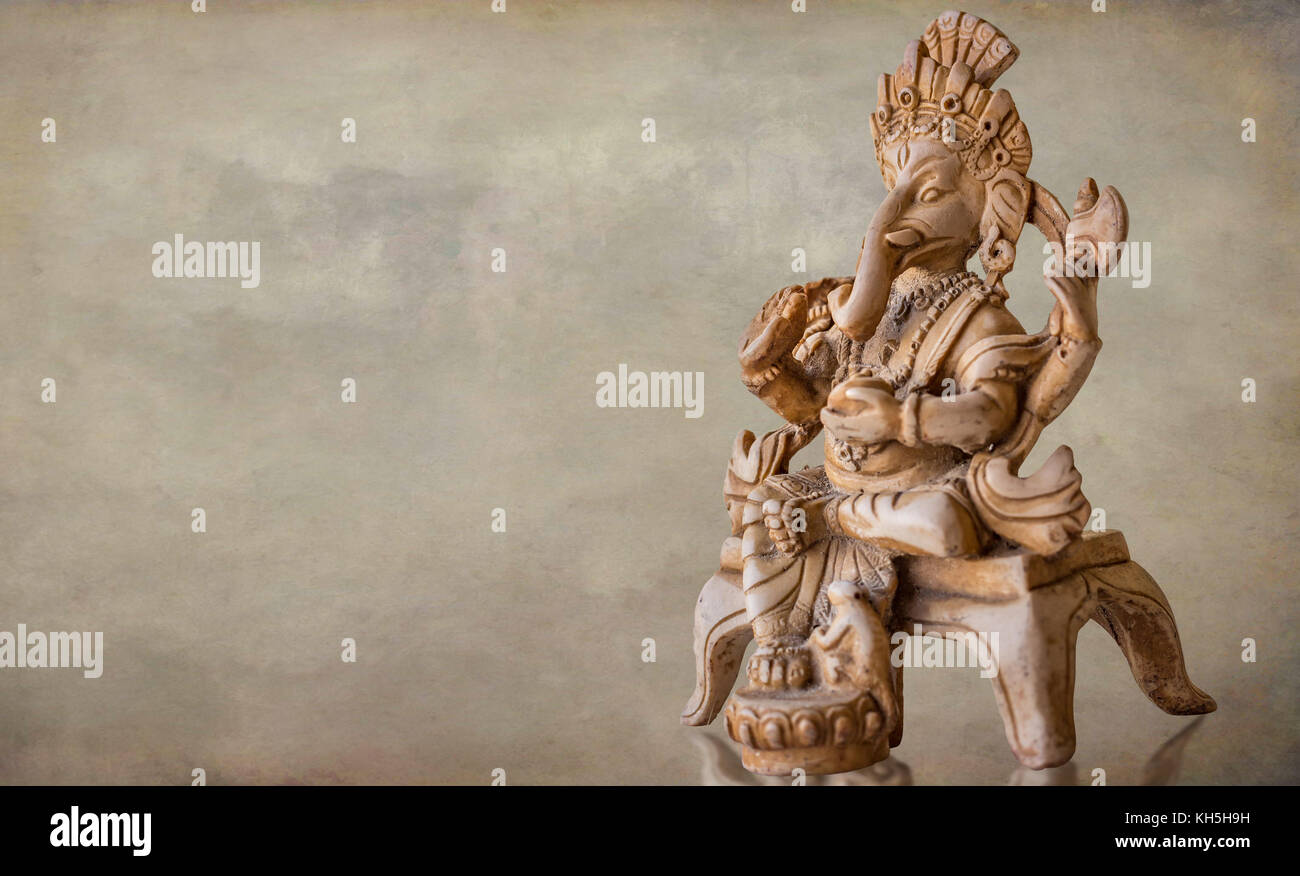 Stone sculpture hindu god hi-res stock photography and images - Alamy