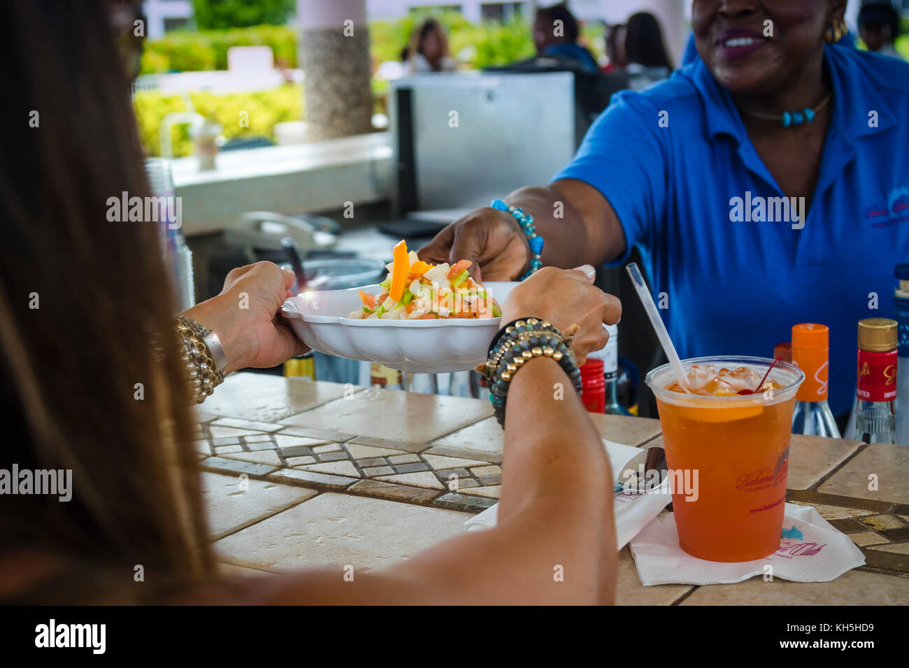 Food to order at the pool bar Stock Photo - Alamy