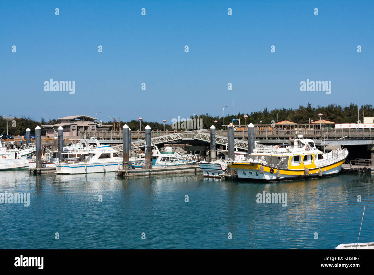 Wuqi fishing harbor hi-res stock photography and images - Alamy
