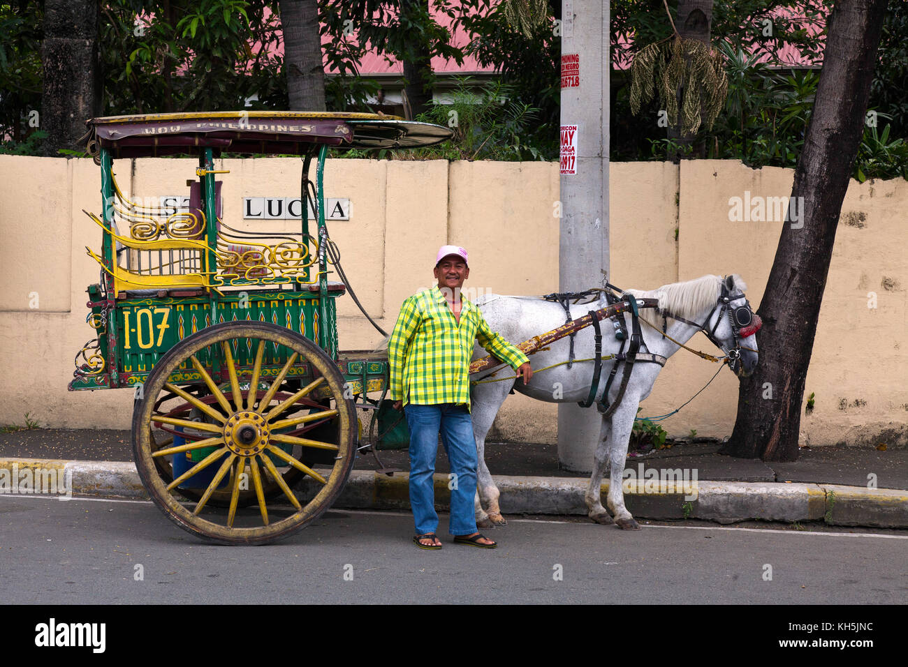 Philippines horse carriage hi-res stock photography and images - Alamy
