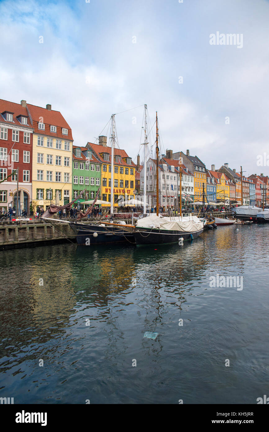 Copenhagen nyhavn winter hi-res stock photography and images - Alamy