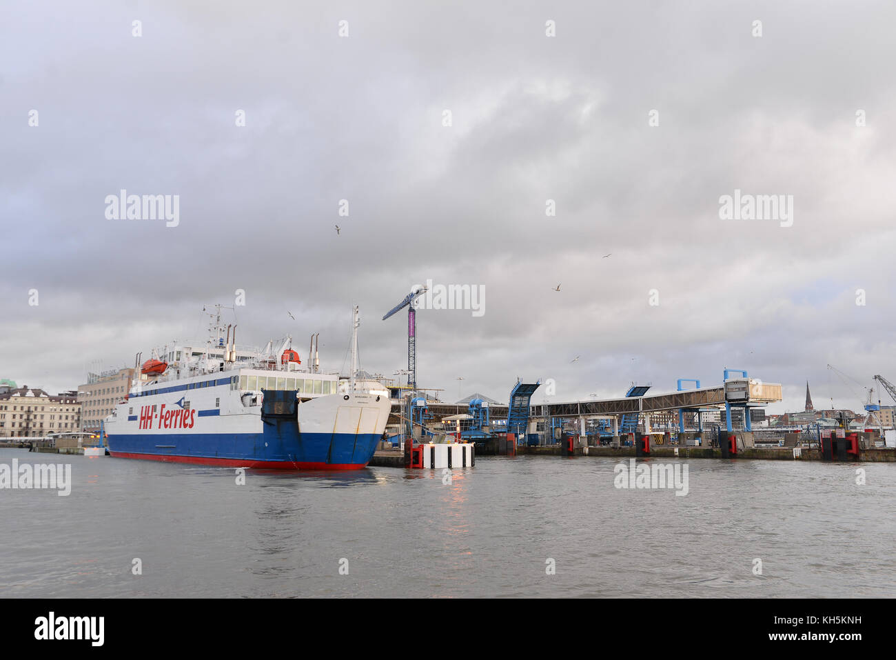 Ferry passenger terminal architecture hi-res stock photography and ...