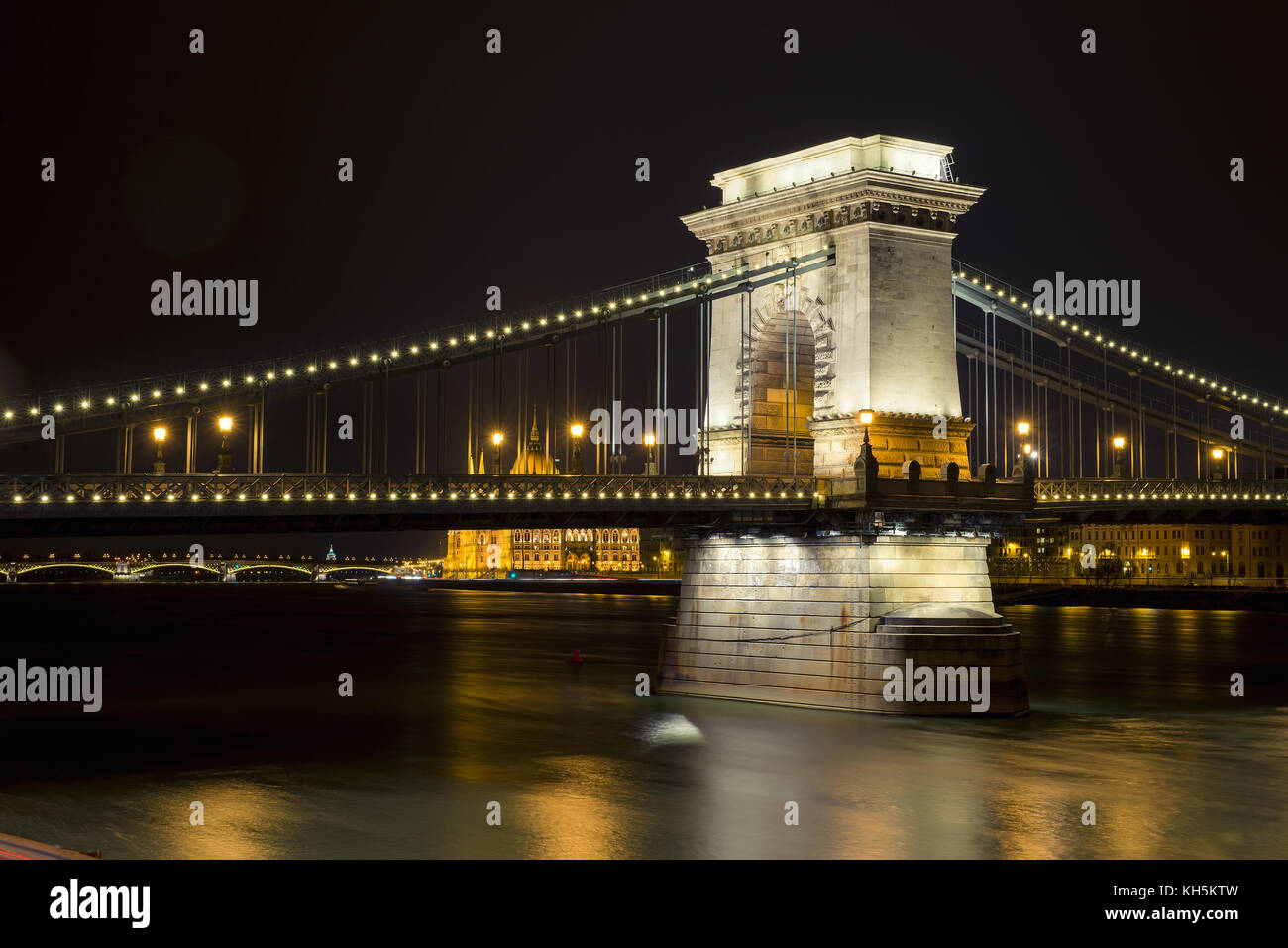 Chain Bridge Stock Photo - Alamy