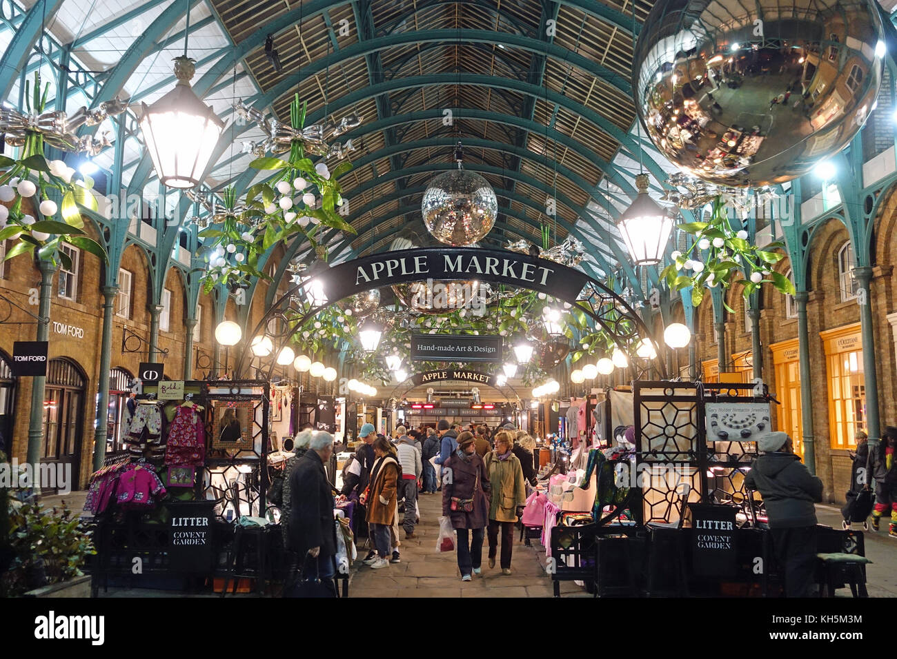 London Christmas Markets High Resolution Stock Photography and Images ...