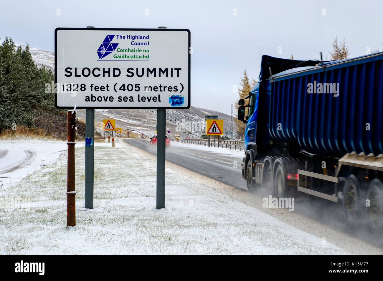 Slochd Summit with the first snow of winter 2017 Stock Photo - Alamy