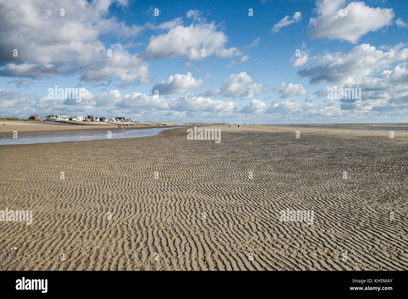 Camber sands hi-res stock photography and images - Alamy