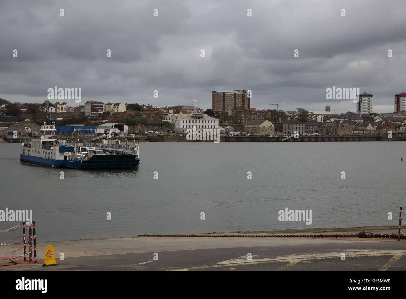 Battleship and Torpoint Ferry in Portsmouth Stock Photo - Alamy