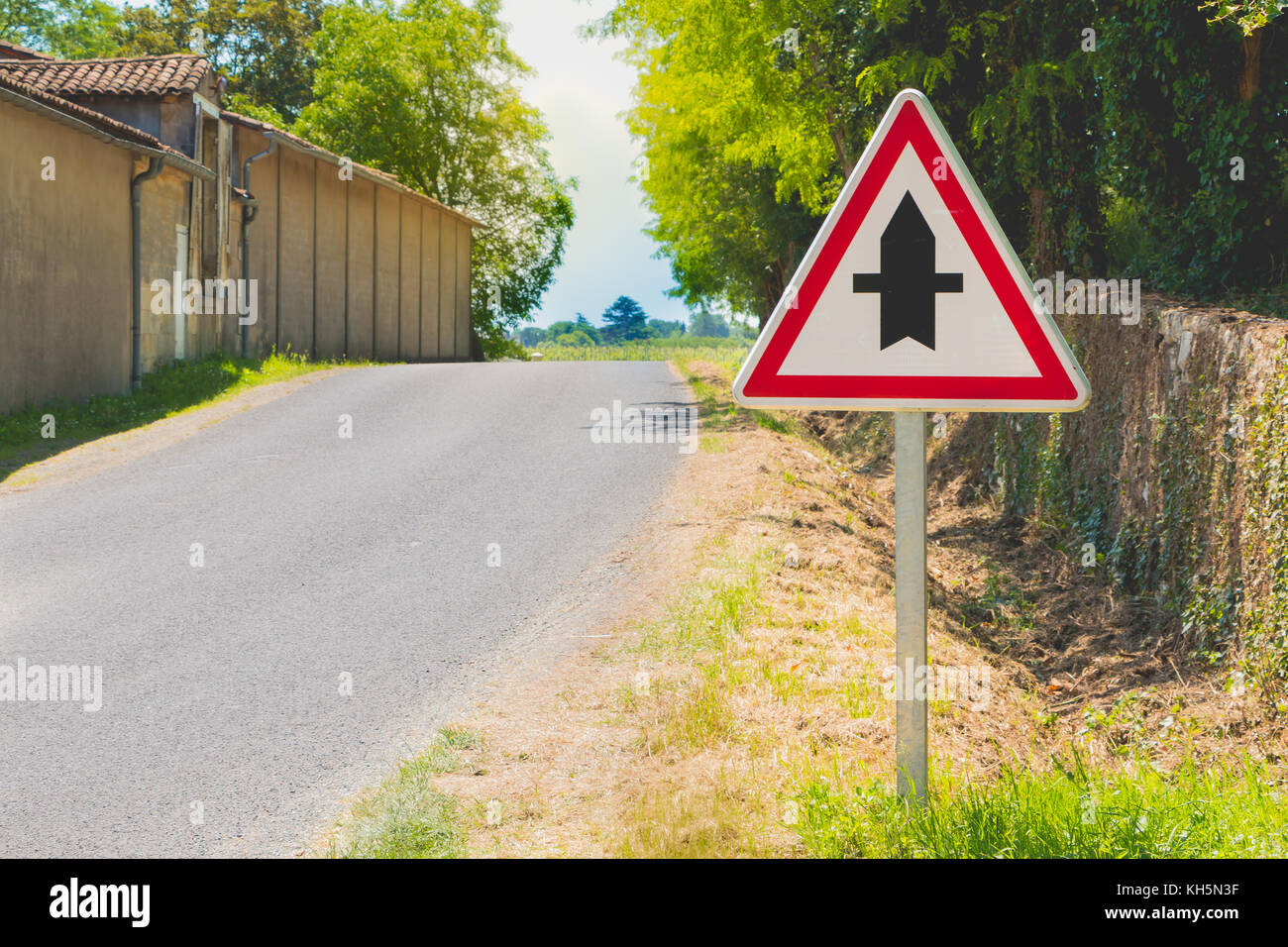 Crossroads Sign High Resolution Stock Photography and Images - Alamy