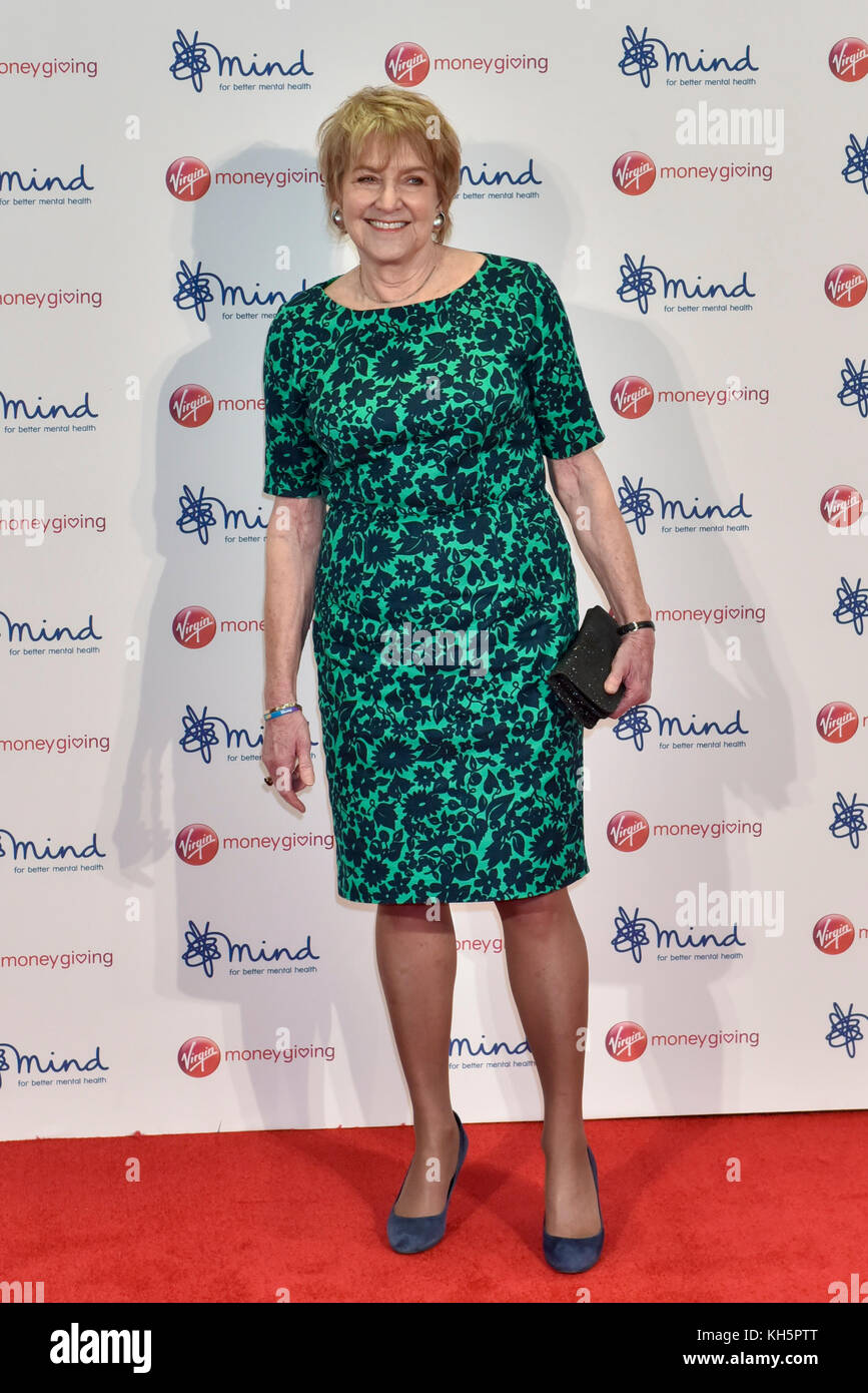 London, UK. 13th Nov, 2017. Deidre Sanders, TV agony aunt, on the red ...