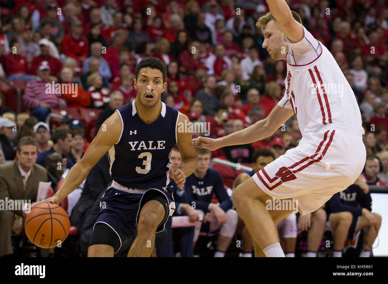 Madison, WI, USA. 12th Nov, 2017. Yale Bulldogs guard Alex Copeland #3 ...