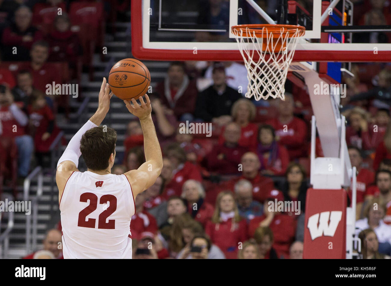 Madison, WI, USA. 12th Nov, 2017. Wisconsin Badgers forward Ethan Happ ...