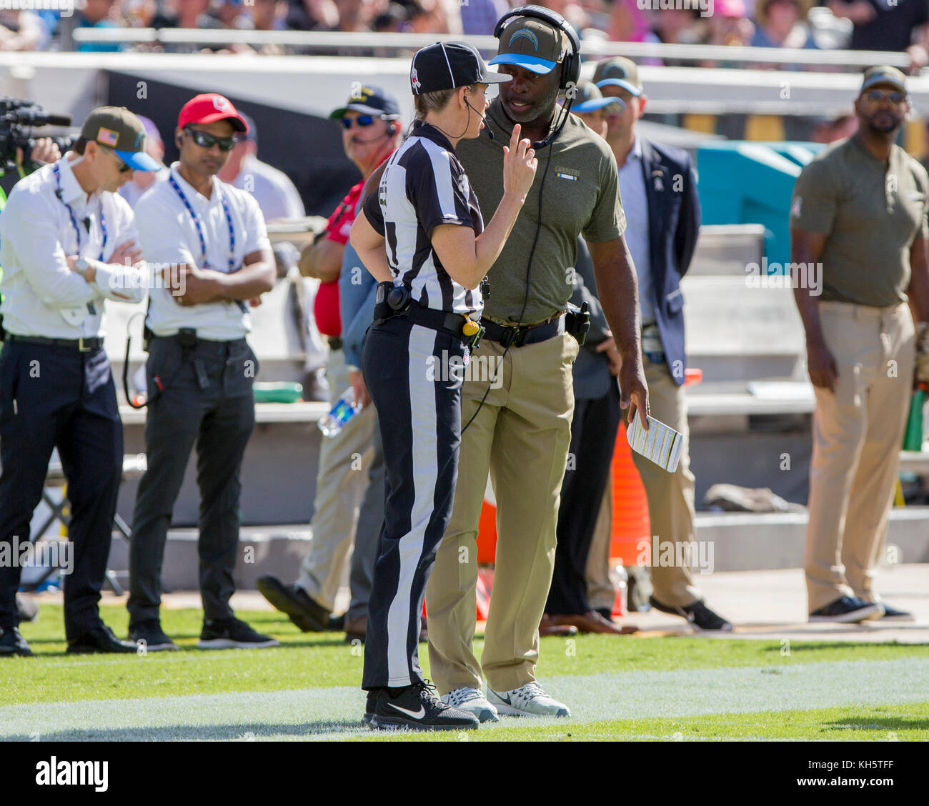 Sarah thomas nfl hi-res stock photography and images - Alamy