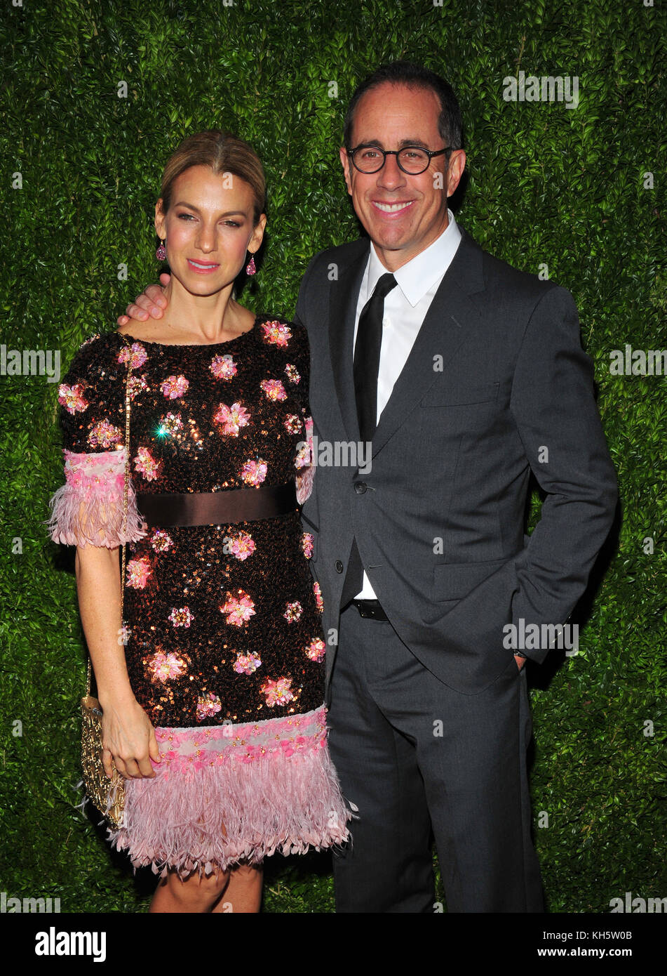 New York, NY, USA. 13th Nov, 2017. Jessica Seinfeld and Jerry Seinfeld ...