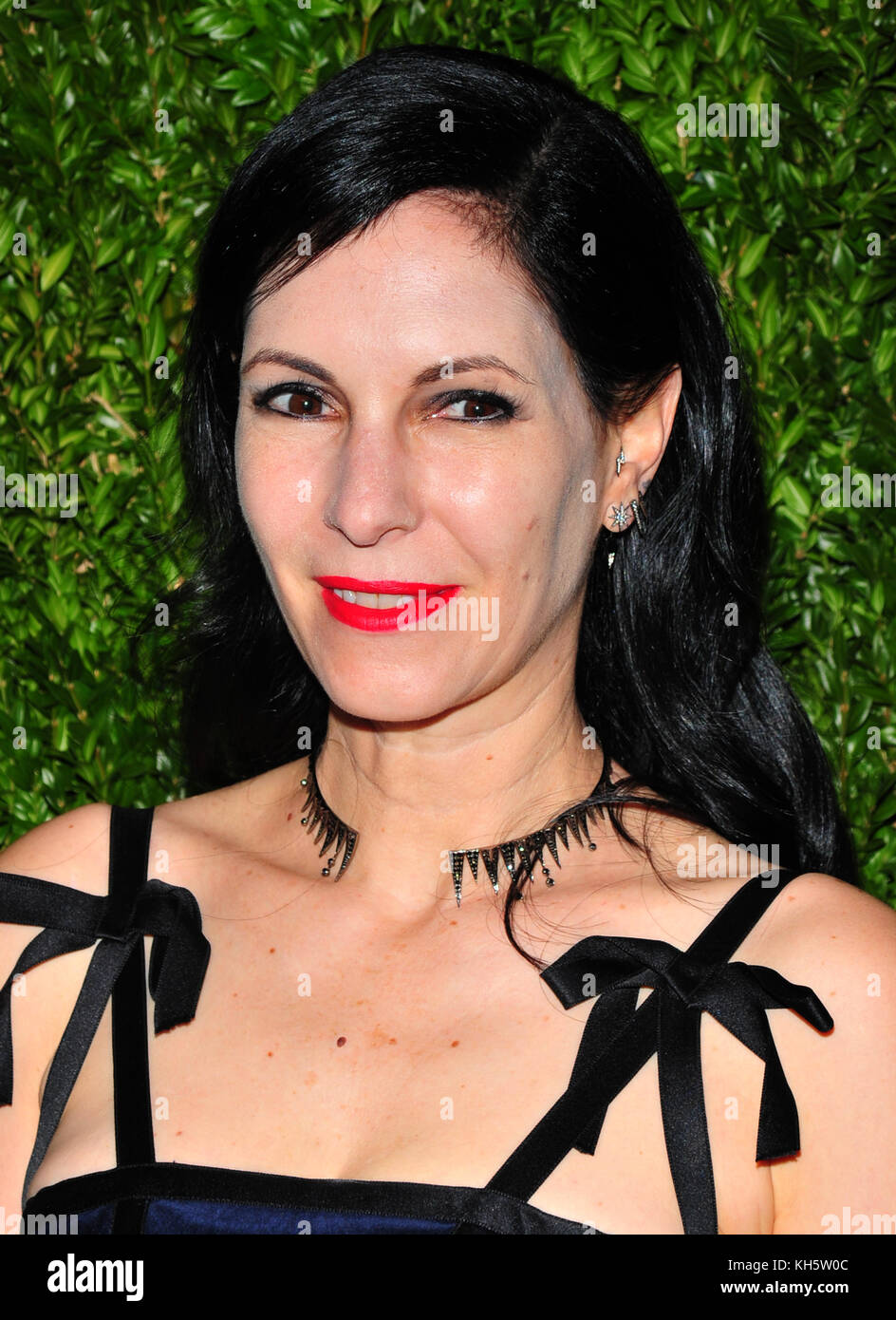 New York, NY, USA. 13th Nov, 2017. Jill Kargman attends the 2017 Museum ...
