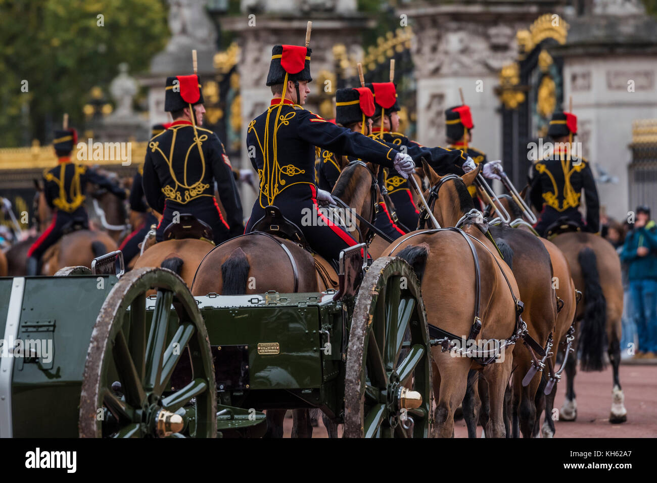 The King’s Troop Royal Horse Artillery (KTRHA), the ceremonial saluting ...