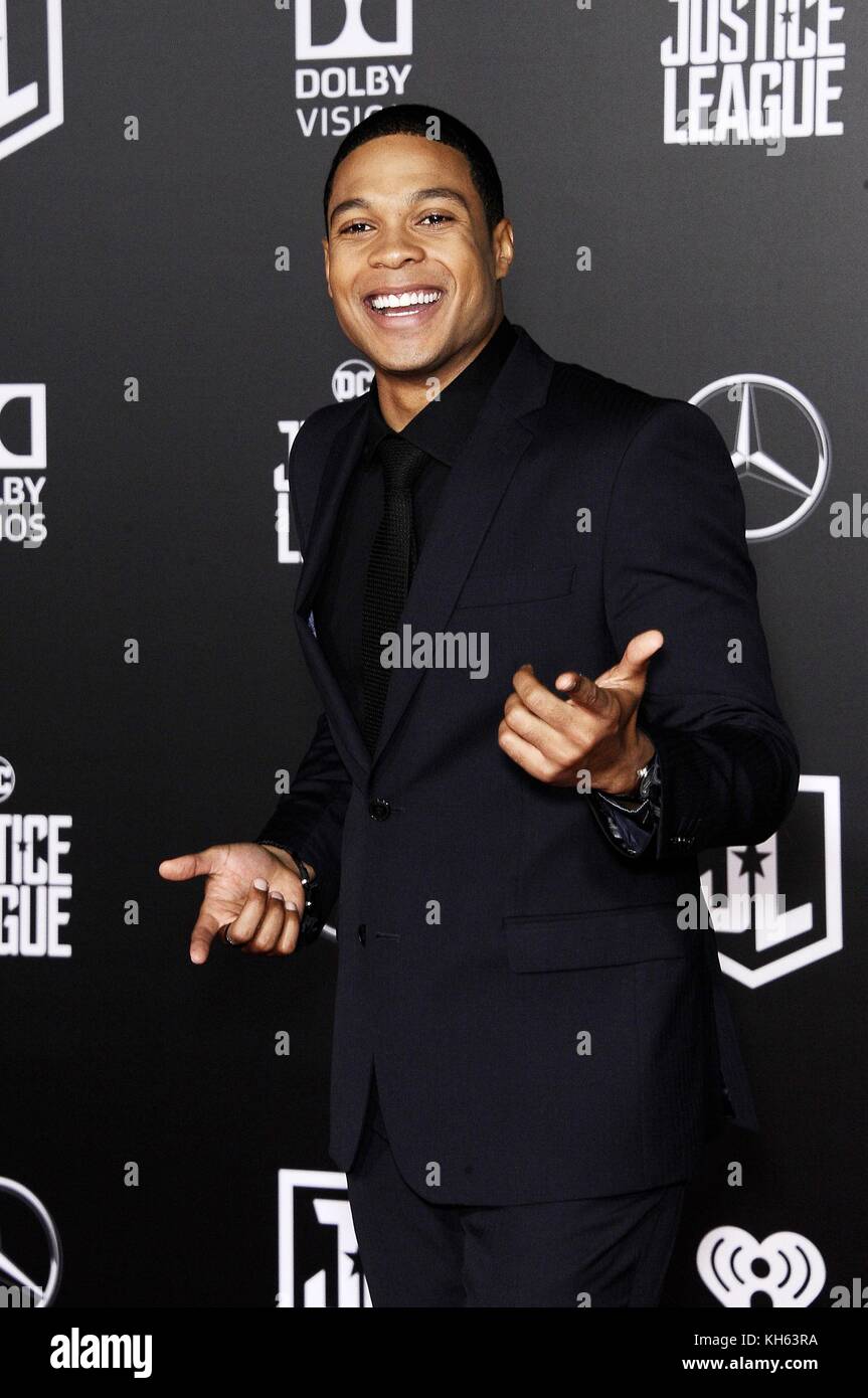 Los Angeles, CA, USA. 13th Nov, 2017. Ray Fisher at arrivals for ...