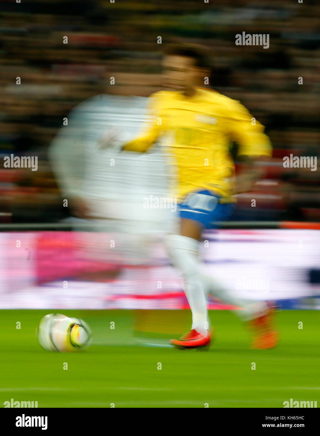 London, UK. 14th Nov, 2017. Neymar of Brazil in action during the ...
