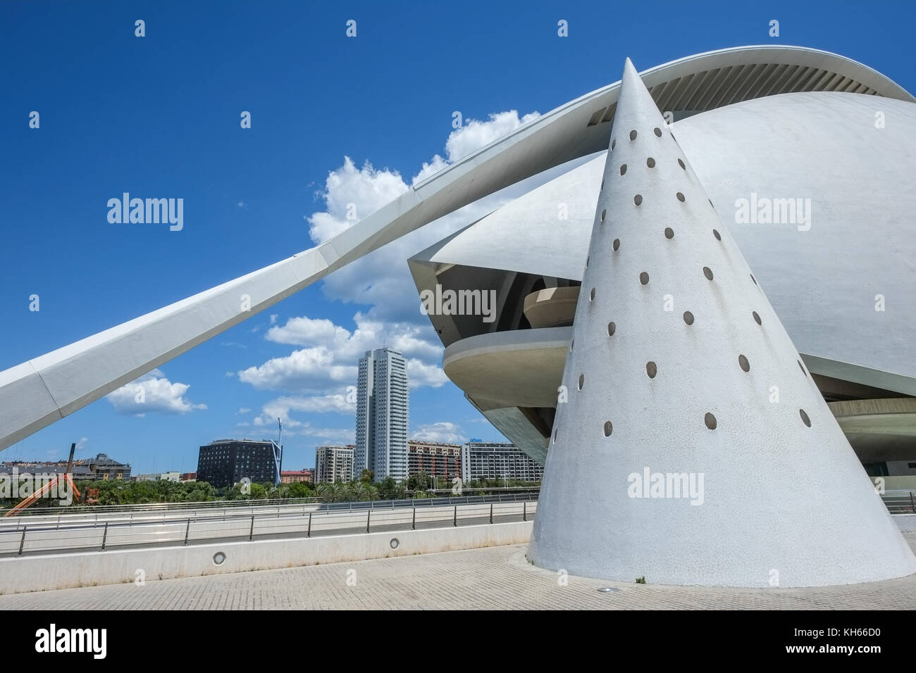 Valencia art and science center hi-res stock photography and images - Alamy