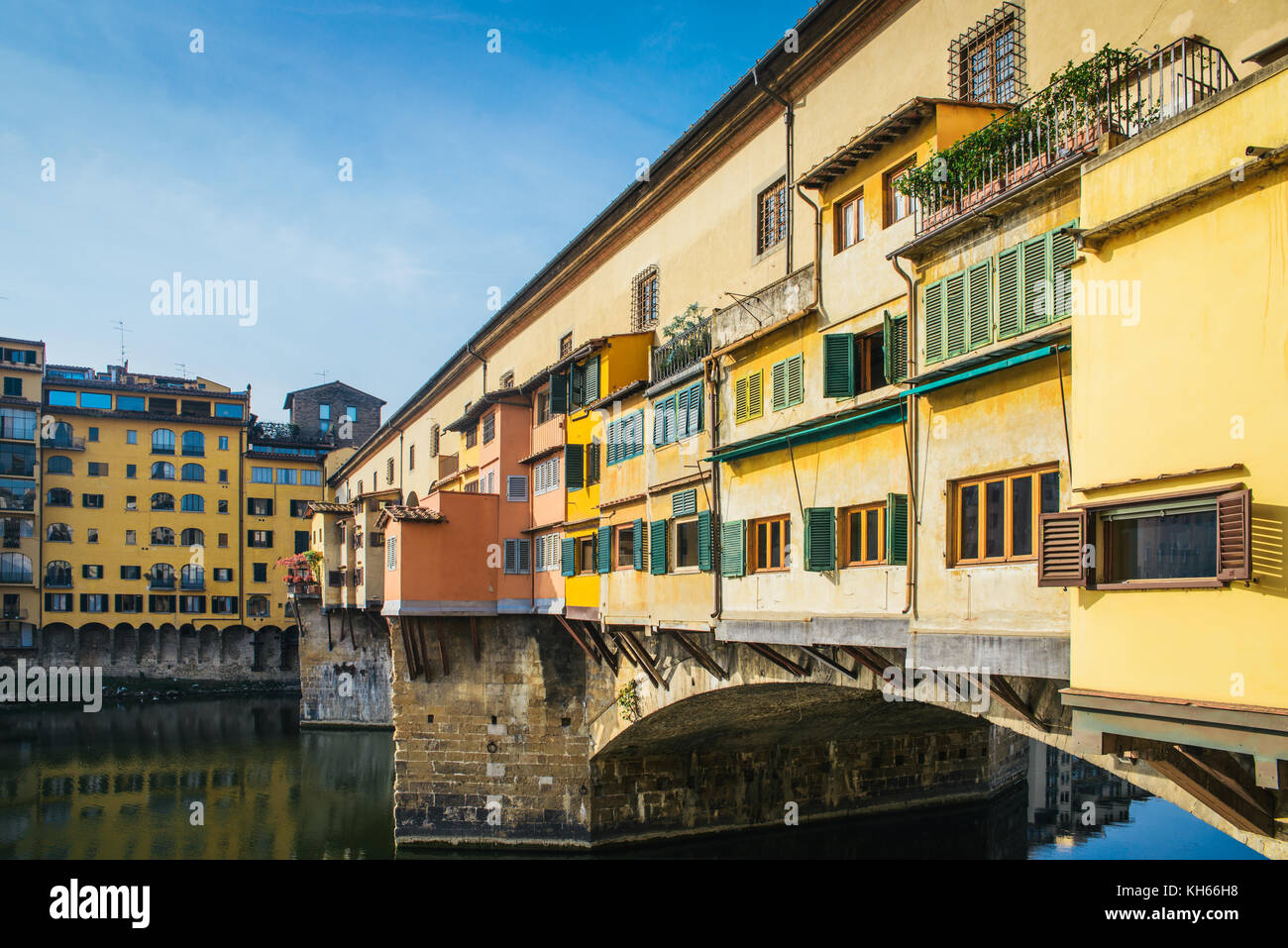 The Ponte Vecchio is a medieval stone closed-spandrel segmental arch ...