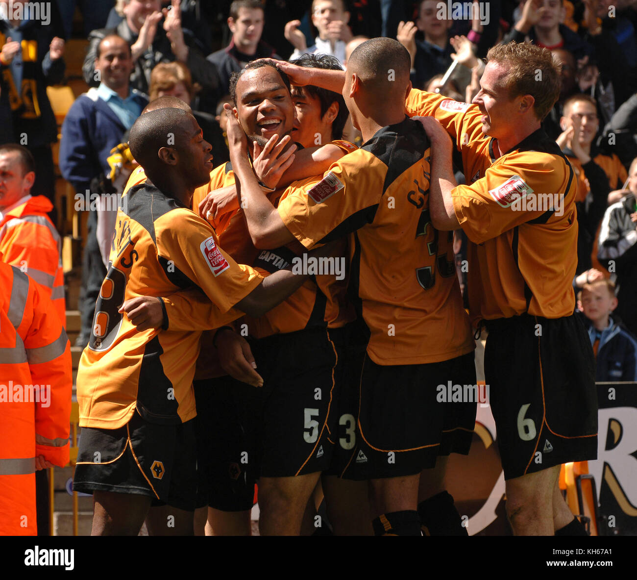Wolverhampton wanderers v sheffield united hi-res stock photography and ...