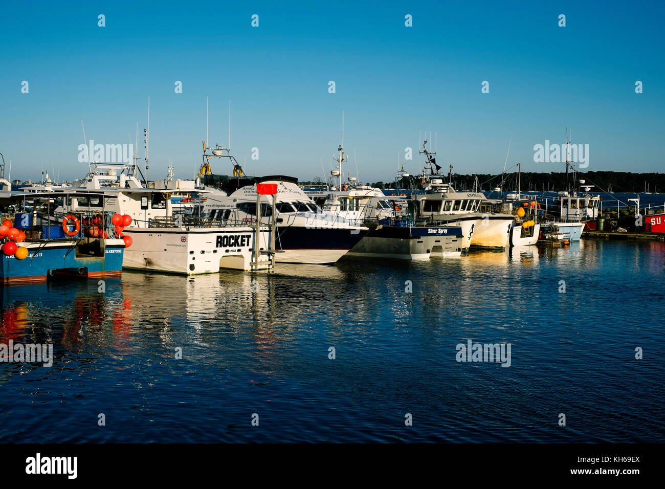 Poole docks hi-res stock photography and images - Alamy