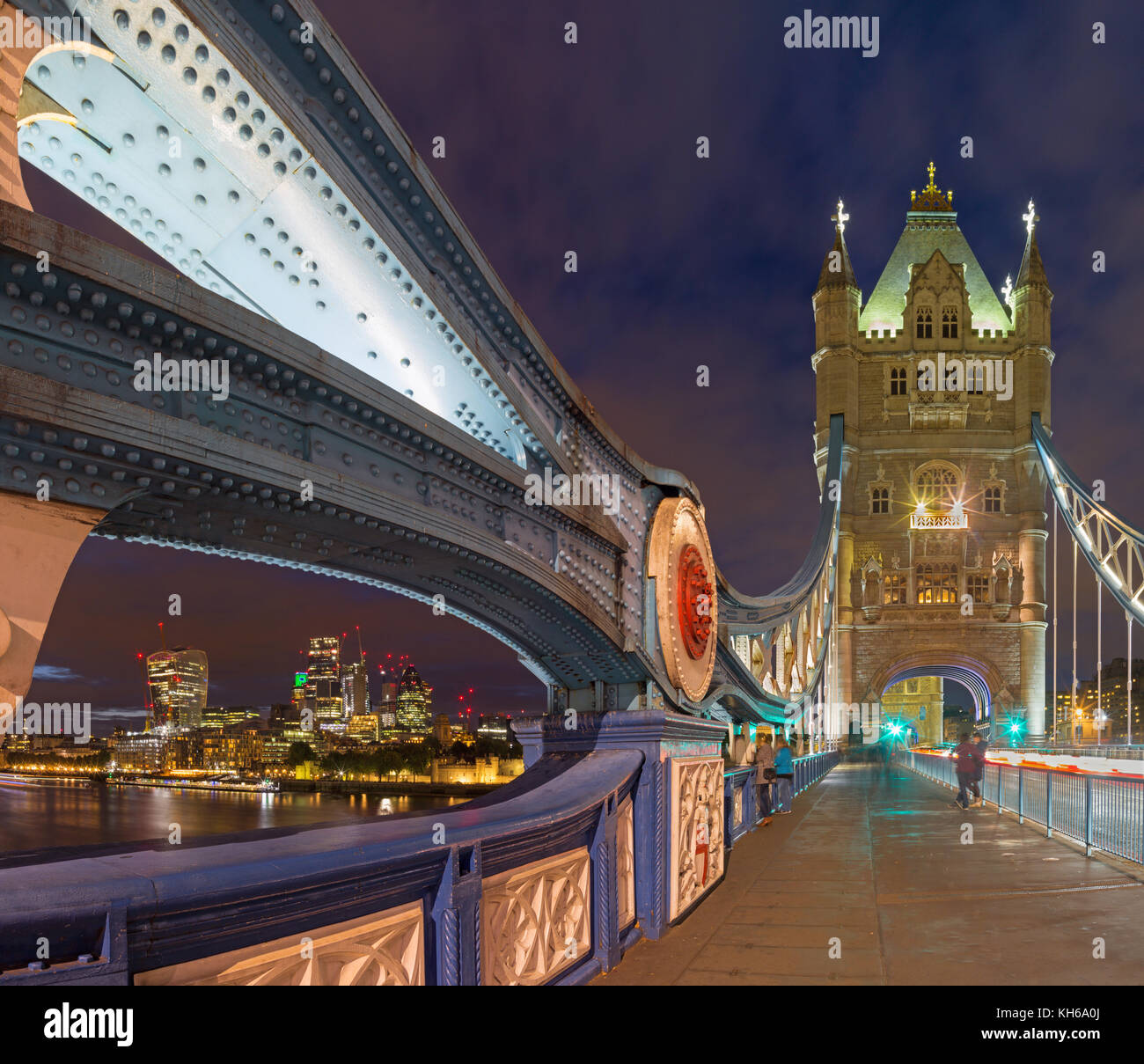 London - The metal construction of Tower Bride and skyscrapers of the ...