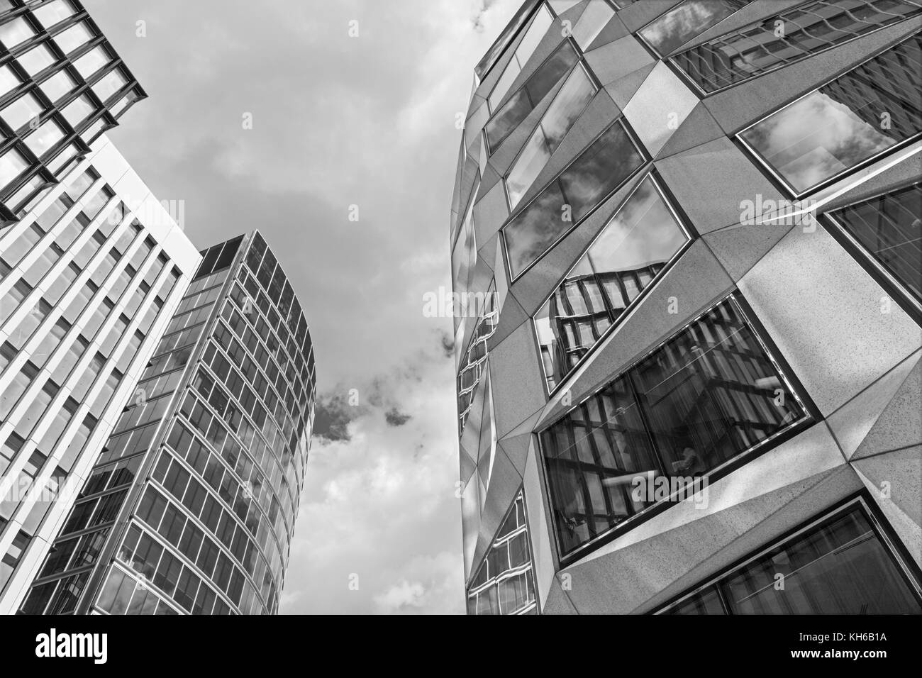 City modern architecture Black and White Stock Photos & Images - Alamy