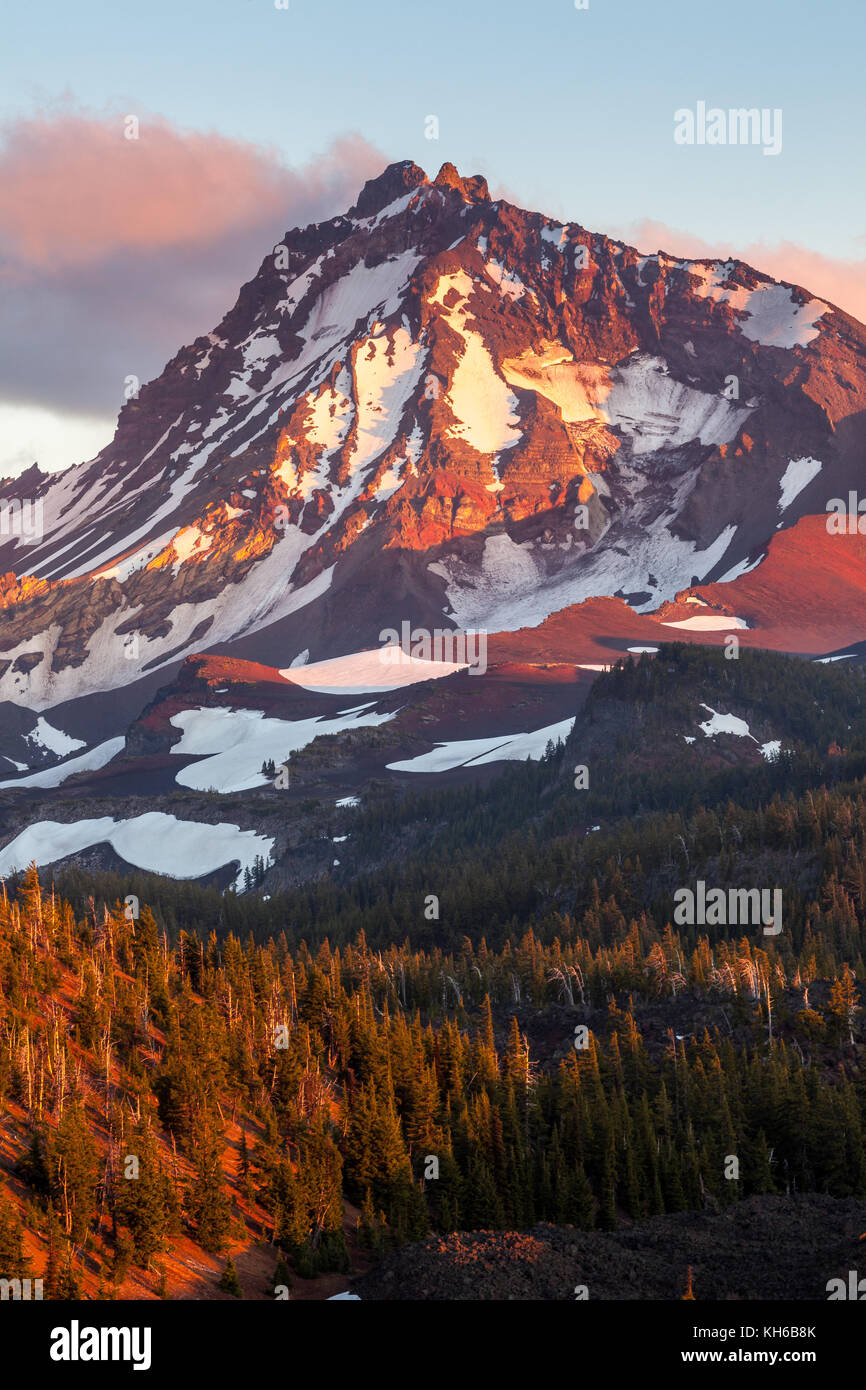 Three Sisters Wilderness High Resolution Stock Photography and Images ...