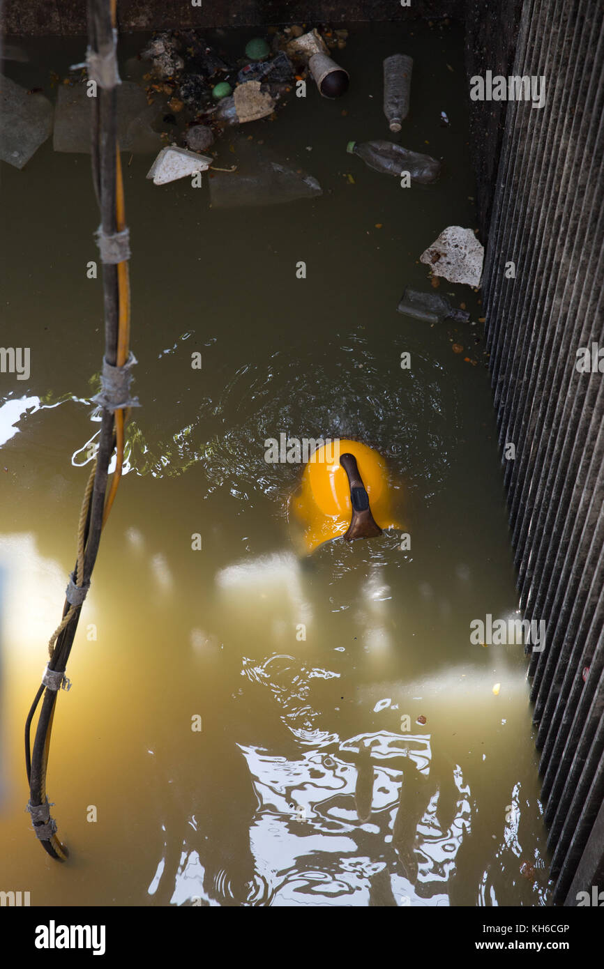 Drainage clearing hi-res stock photography and images - Alamy