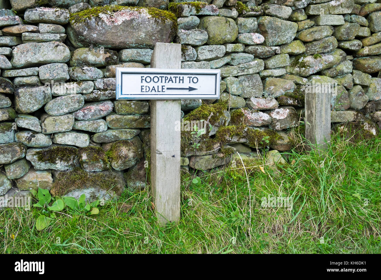 Public footpath jacobs ladder hi-res stock photography and images - Alamy