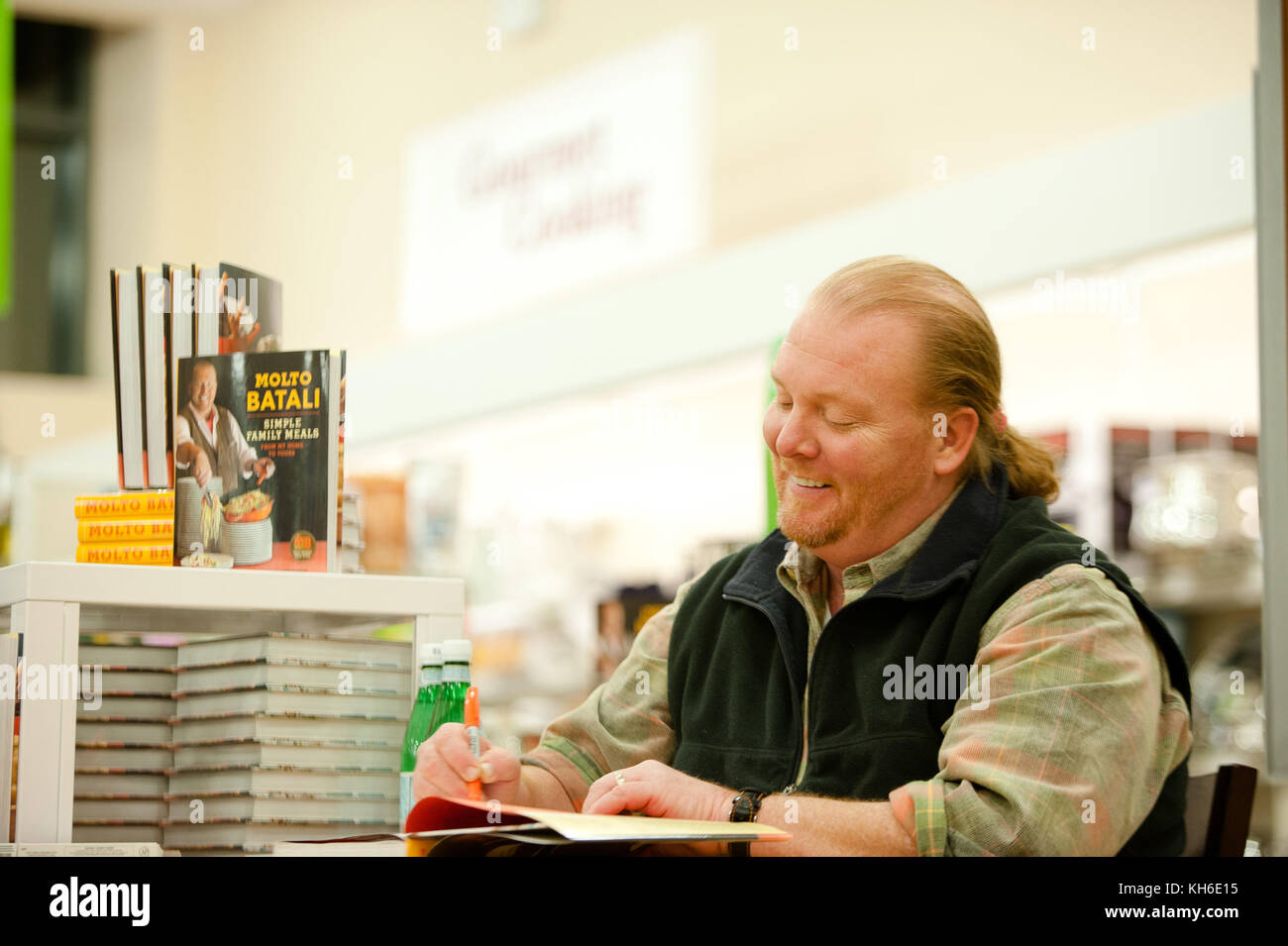 Molto mario hi-res stock photography and images - Alamy