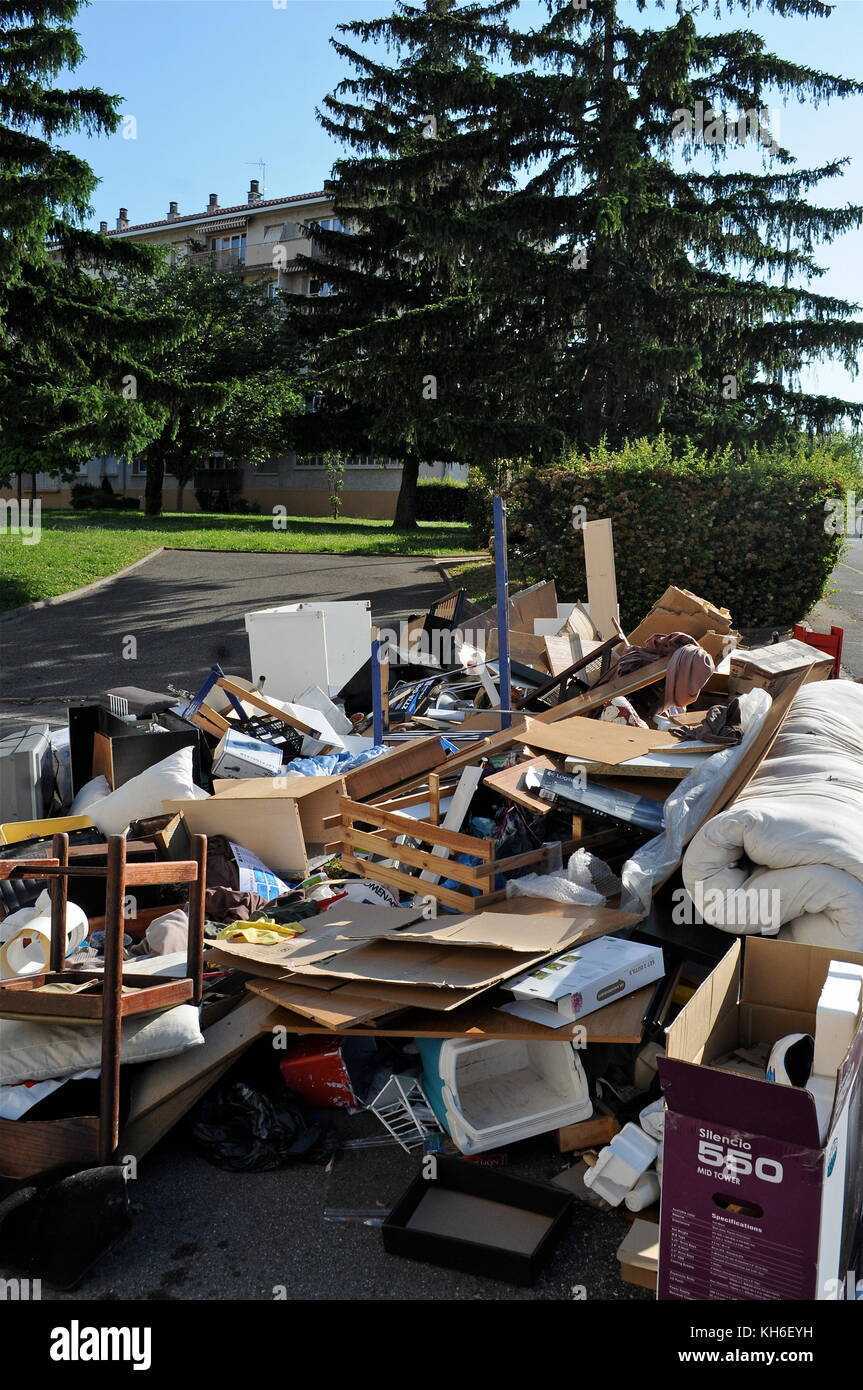 Recyclage dobjets hi-res stock photography and images - Alamy