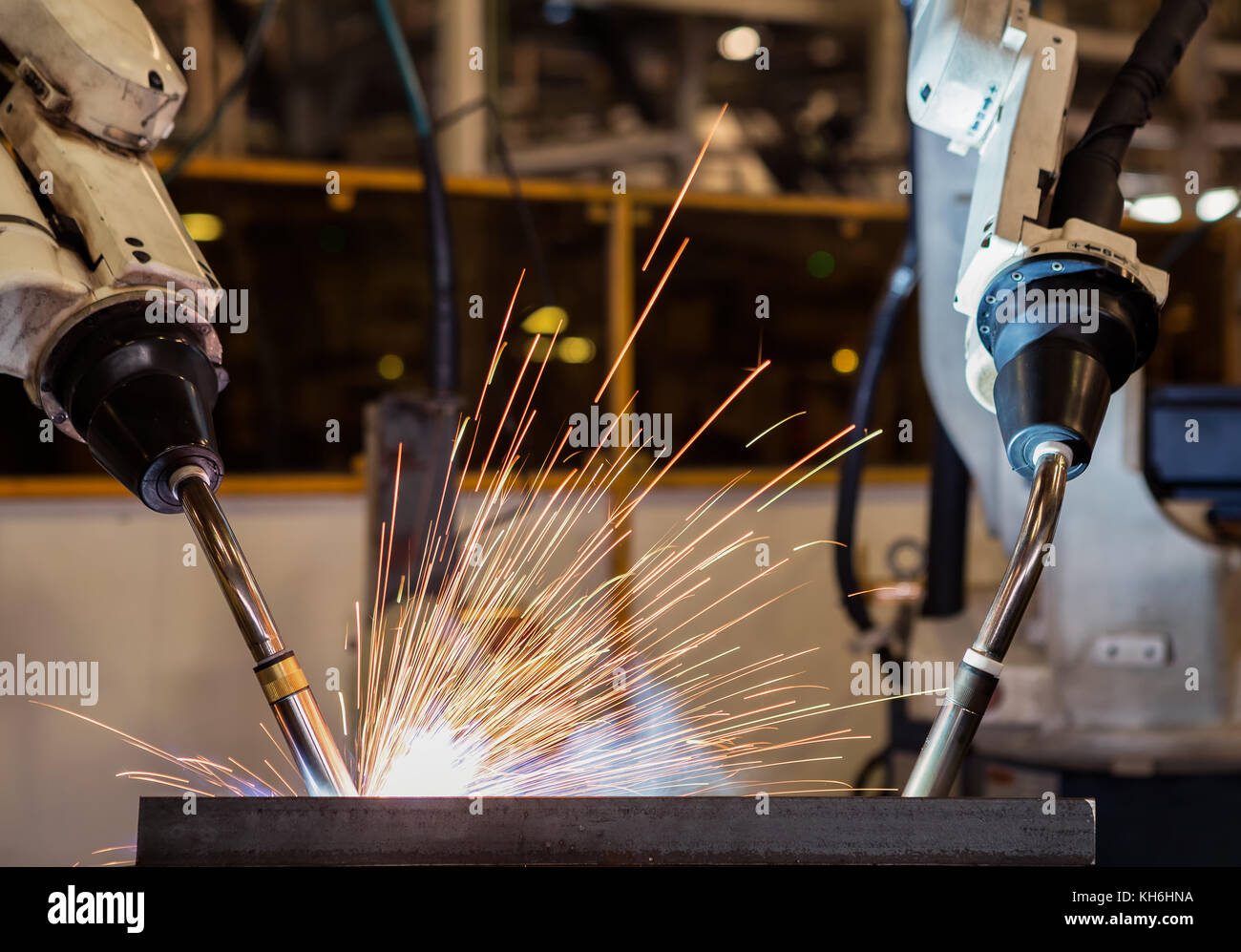 Assembly robots hi-res stock photography and images - Alamy