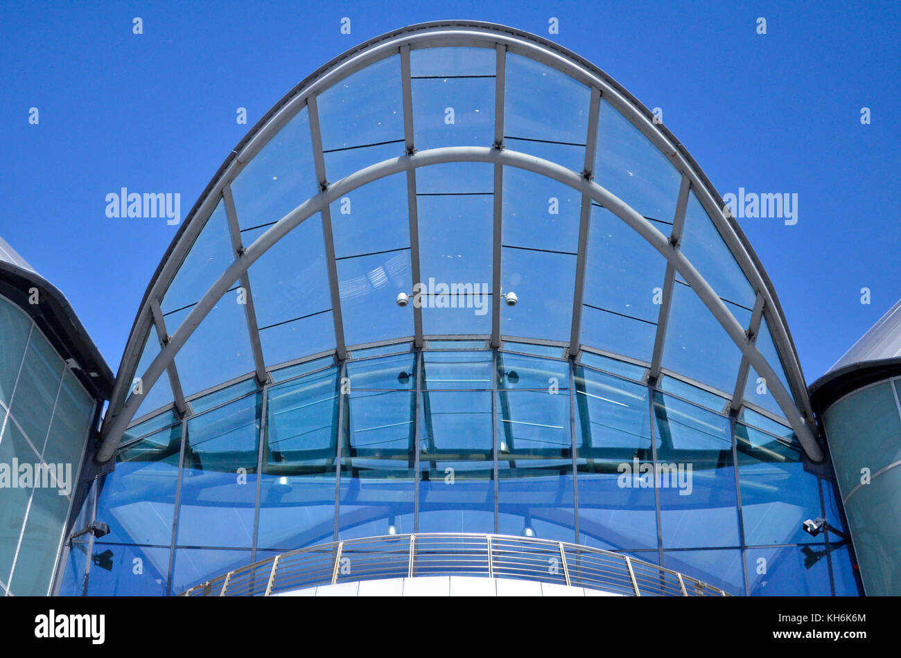 Roof structure, Echo Arena & BT Conference Centre, Liverpool, UK Stock ...