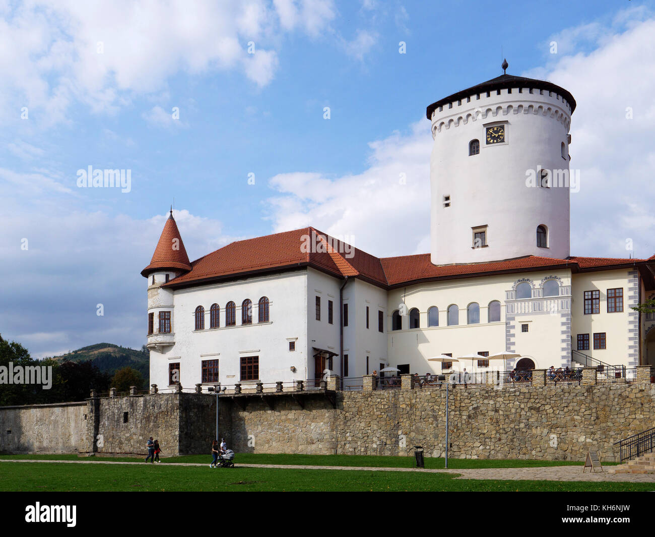 Schloss budatin budatinsky zamok hi-res stock photography and images ...