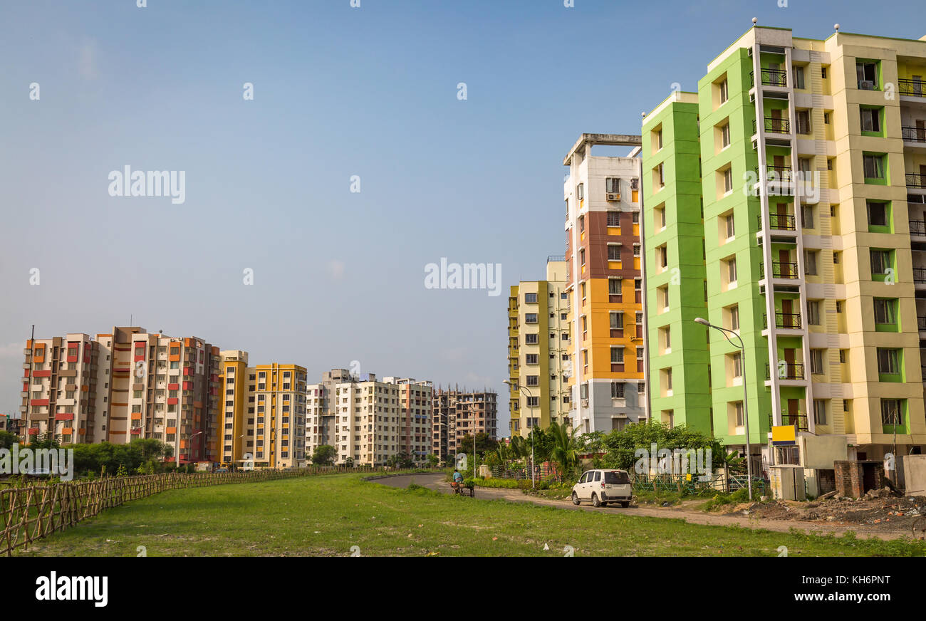 Indian Houses With Garden High Resolution Stock Photography and Images ...