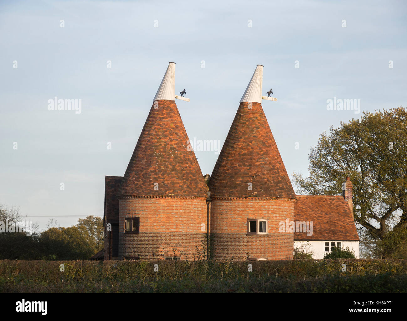 A kentish oast house, Biddenden, Kent, uk Stock Photo - Alamy