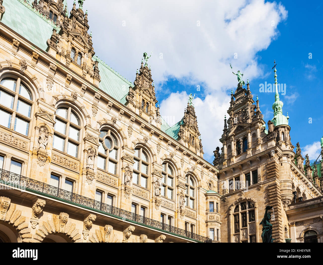 Travel to Germany - view of Hamburger Rathaus (Town Hall) from ...