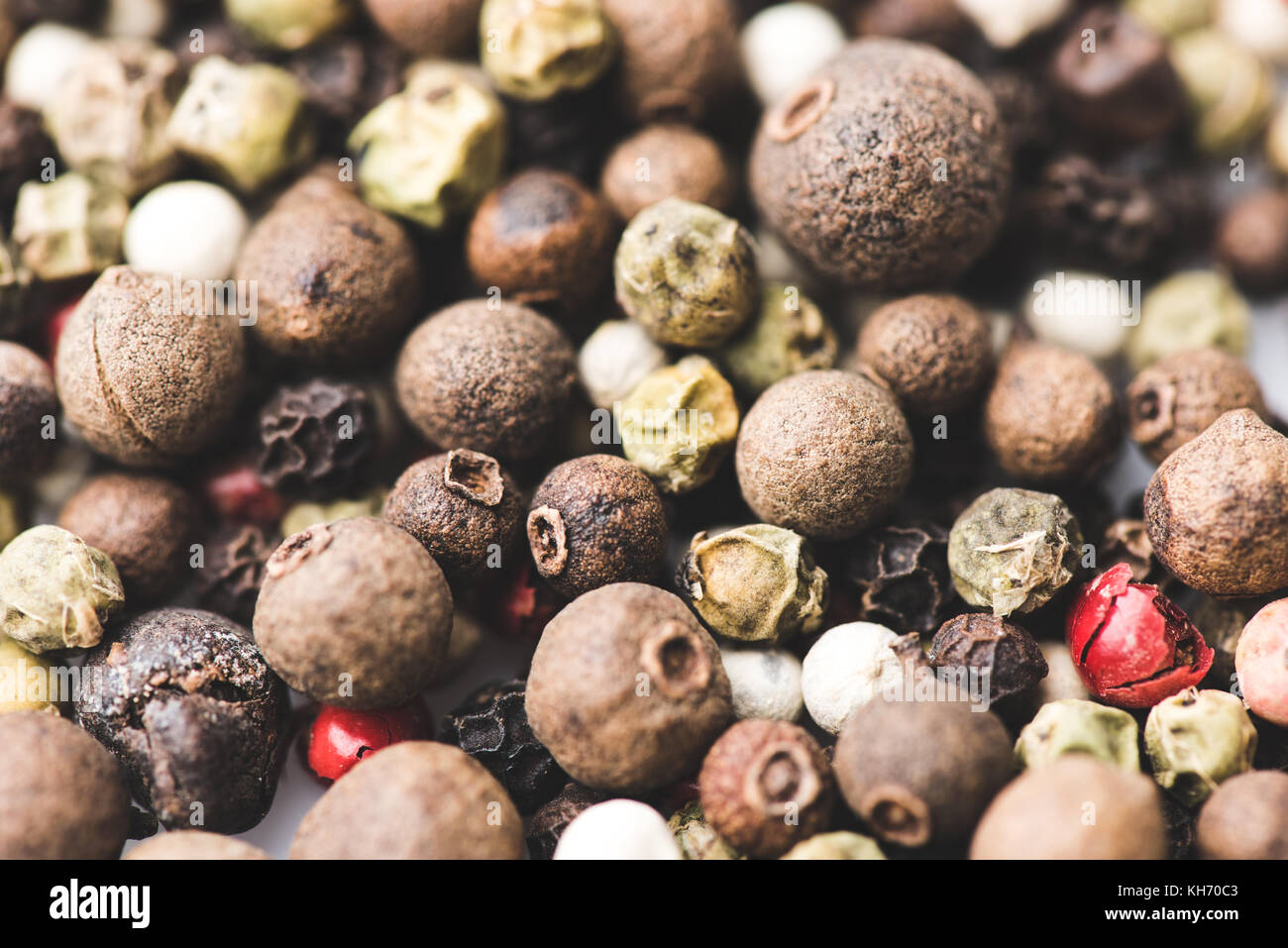 Peppercorns texture hi-res stock photography and images - Alamy