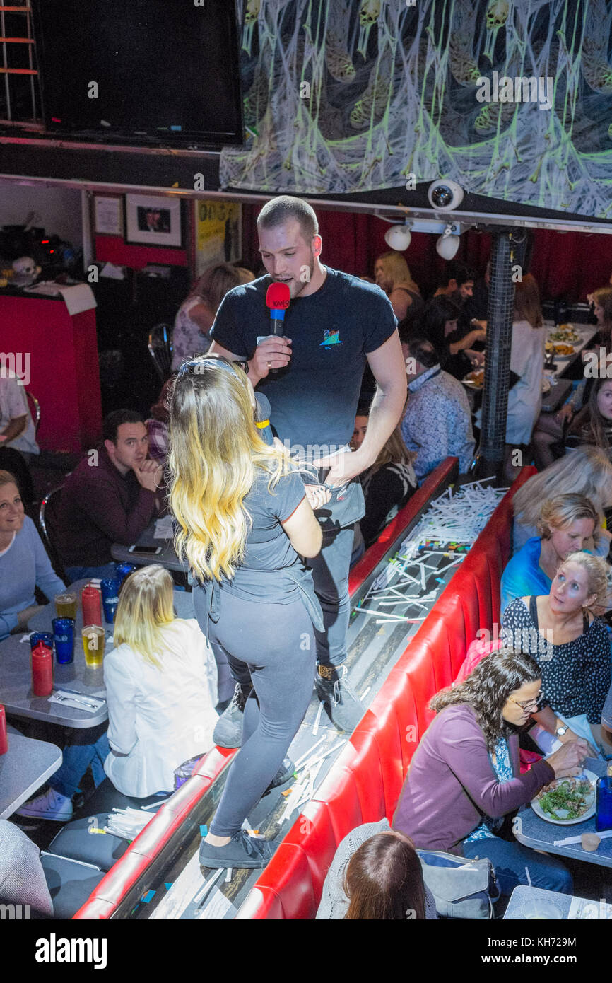 Ellen's Stardust Diner, famous for its singing waiting staff, Broadway ...