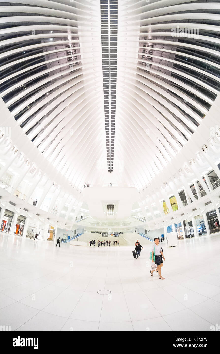 Occulus shopping mall hi-res stock photography and images - Alamy