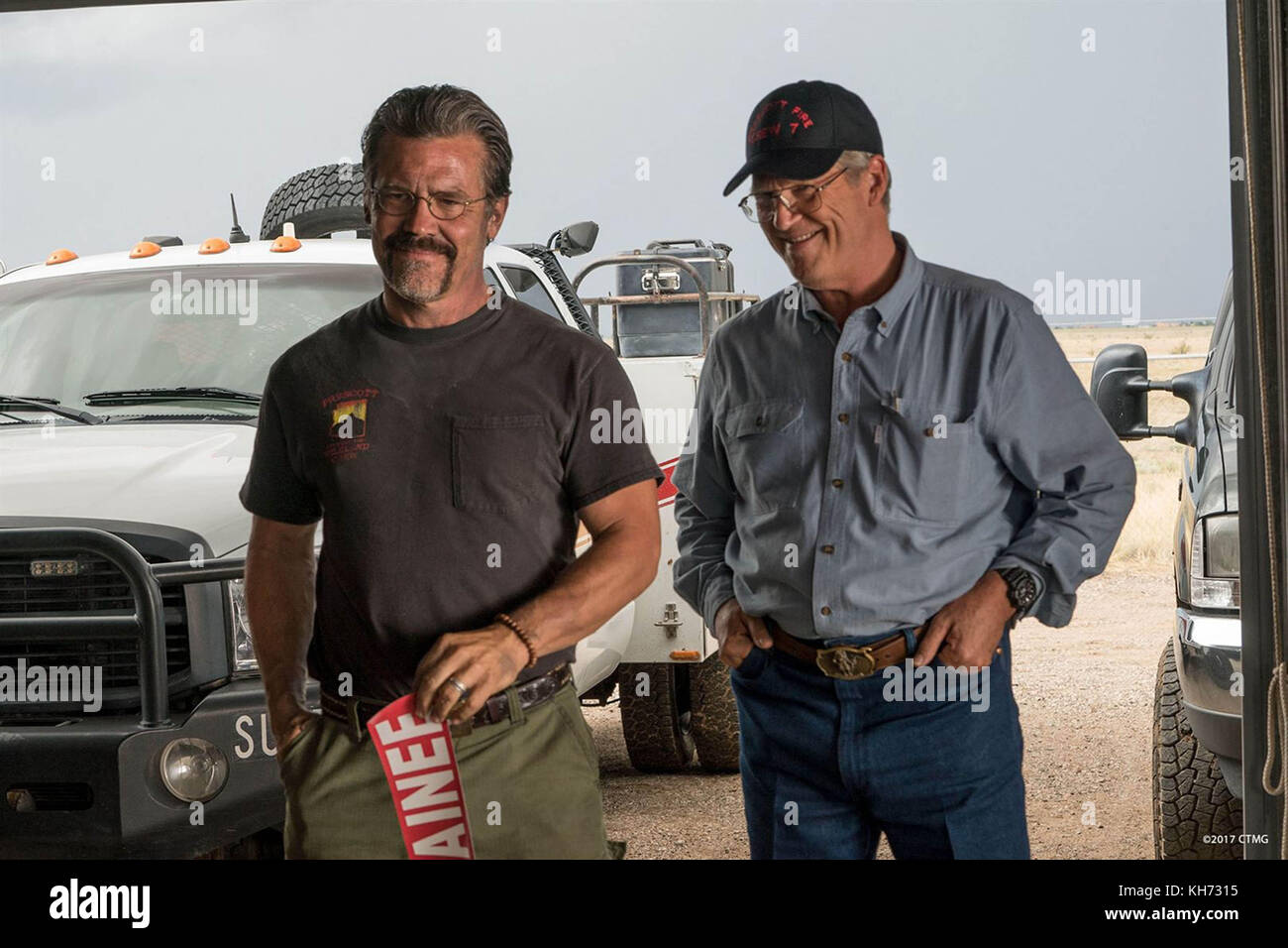 ONLY THE BRAVE (2017) JOSH BROLIN JEFF BRIDGES JOSEPH KOSINSKI (DIR ...